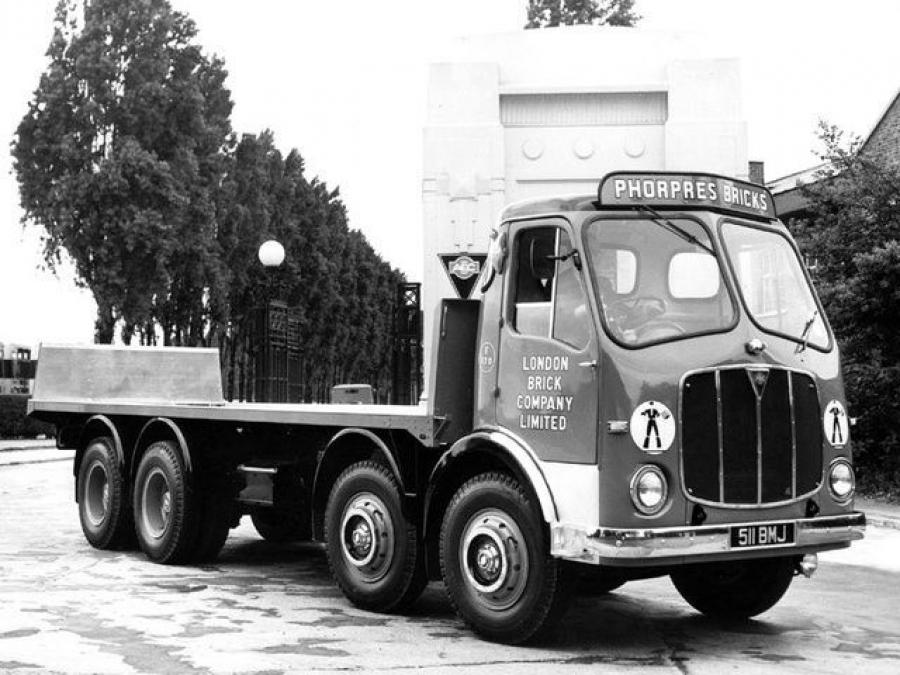 AEC Mammoth Major 8 MkV Flatbed Lorry в кузове G8RA 1959 года выпуска ...