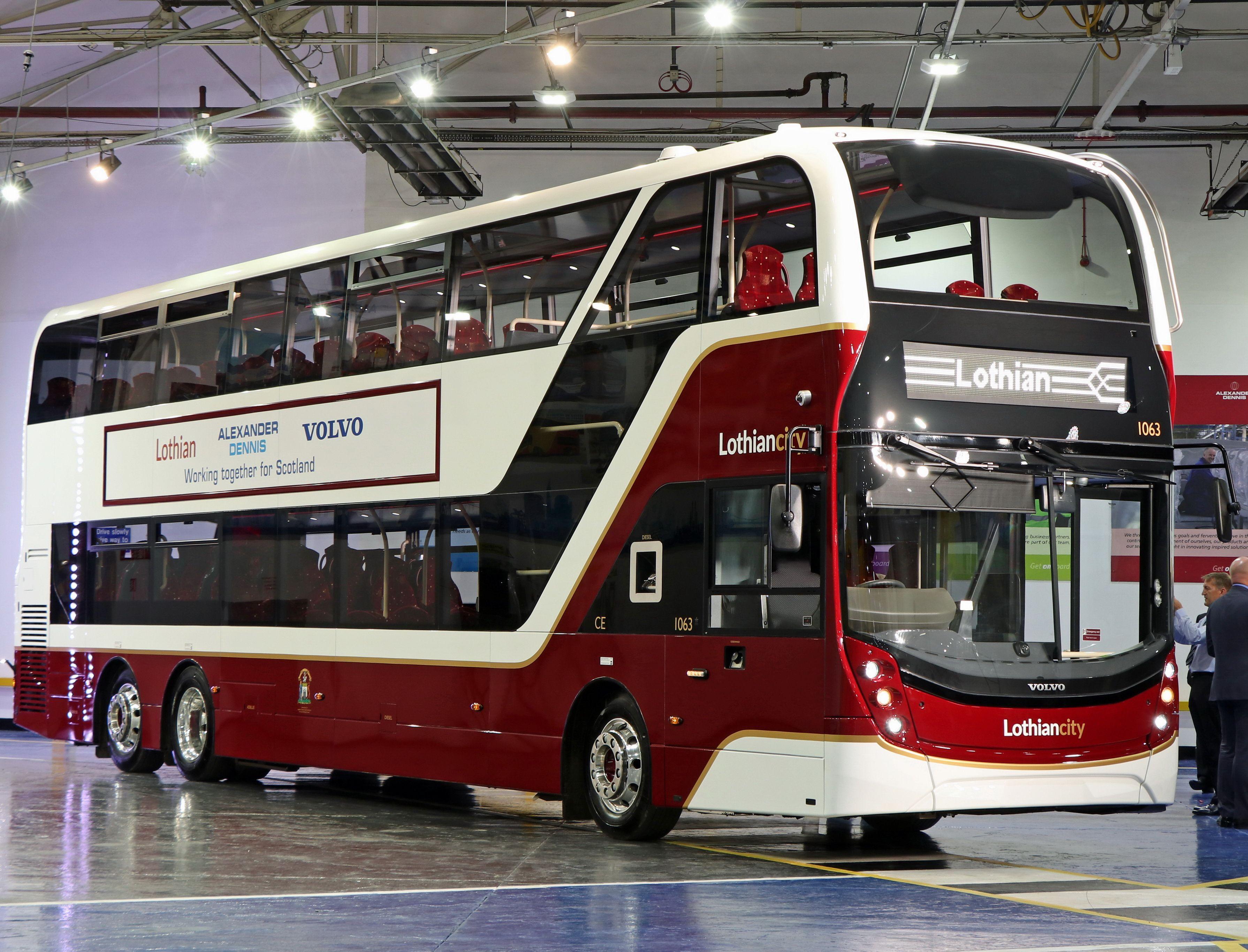 Alexander Dennis Enviro400XLB, выпускаемого с ноября 2018 года по 2019 ...