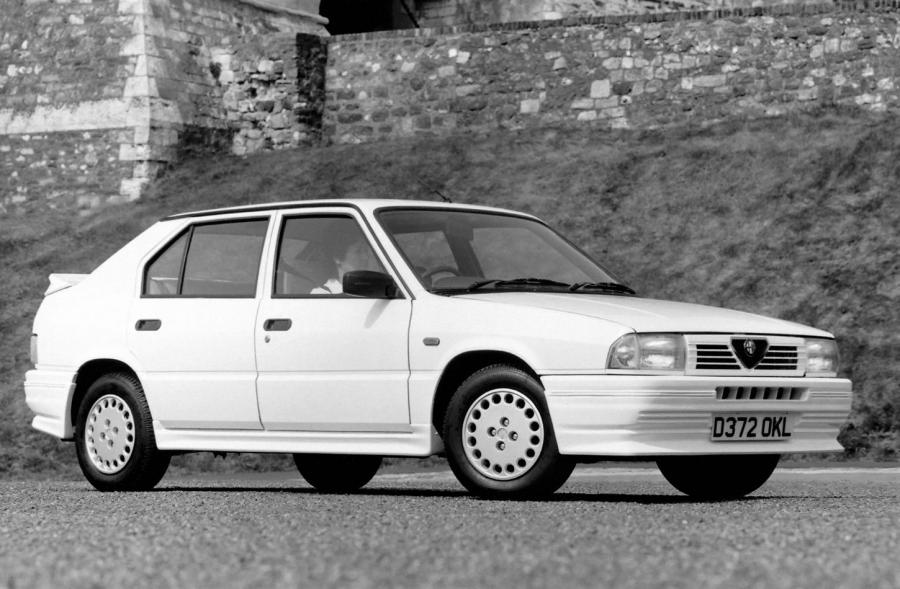 Alfa Romeo 33 1.5 Ti Veloce в кузове 905, выпускаемого с 1987 года по ...