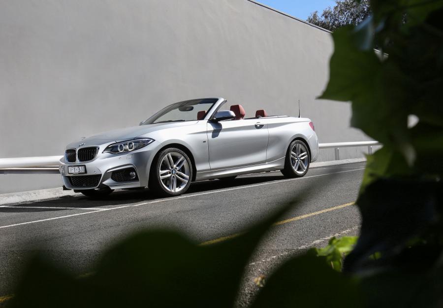 BMW M230i Convertible 2016 года выпуска для рынка Австралии и Океании ...