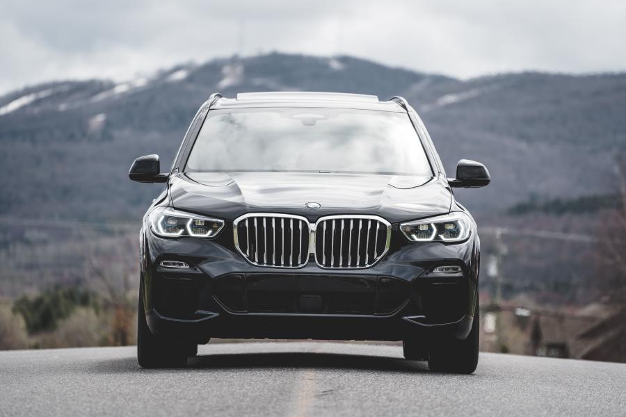 BMW X5 xDrive50i M Sport в кузове G05 2018 года выпуска для рынка США и ...