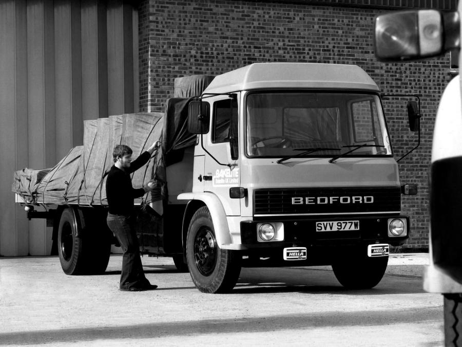 Bedford TL 1980 года выпуска. Фото 1. VERcity