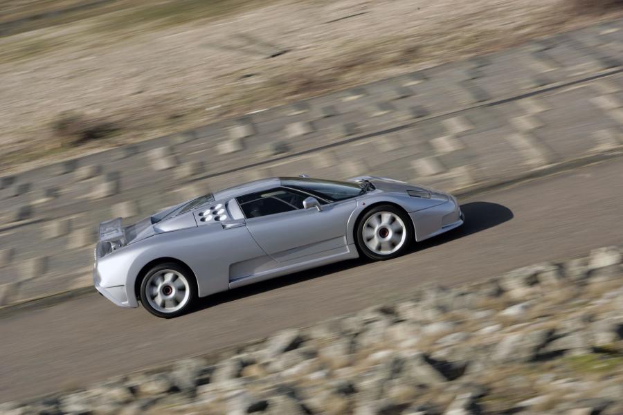 Bugatti EB110 RHD Prototype 1994 года выпуска. Фото 1. VERcity