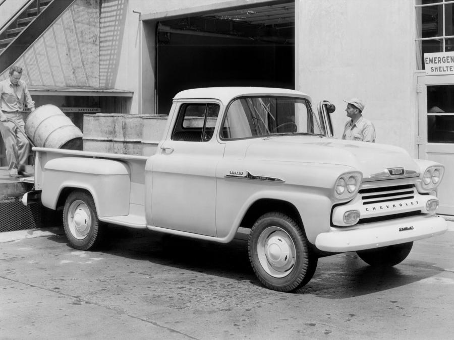 Chevrolet Apache 36 Stepside 1958 года выпуска. Фото 1. VERcity