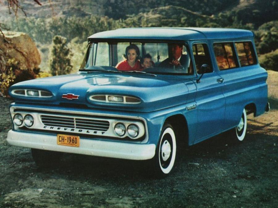 Chevrolet Apache 10 Suburban Carryall 1960 года выпуска. Фото 1. VERcity