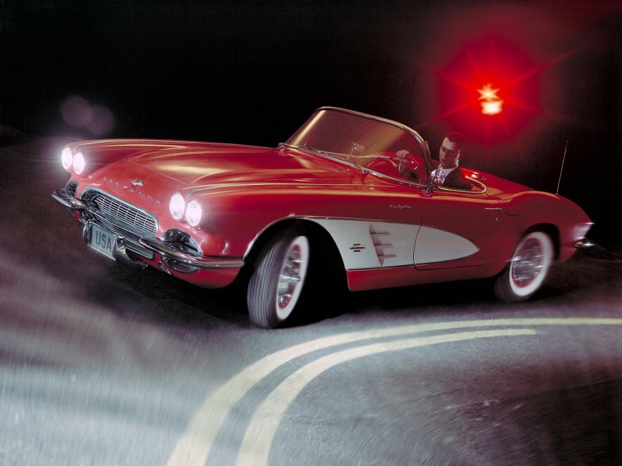 Chevrolet Corvette Fuel Injection 1961 года выпуска. Фото 1. VERcity