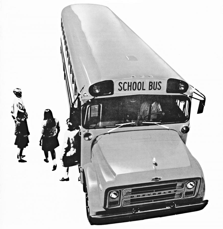 Chevrolet B60 School Bus 1971 года выпуска. Фото 1. VERcity