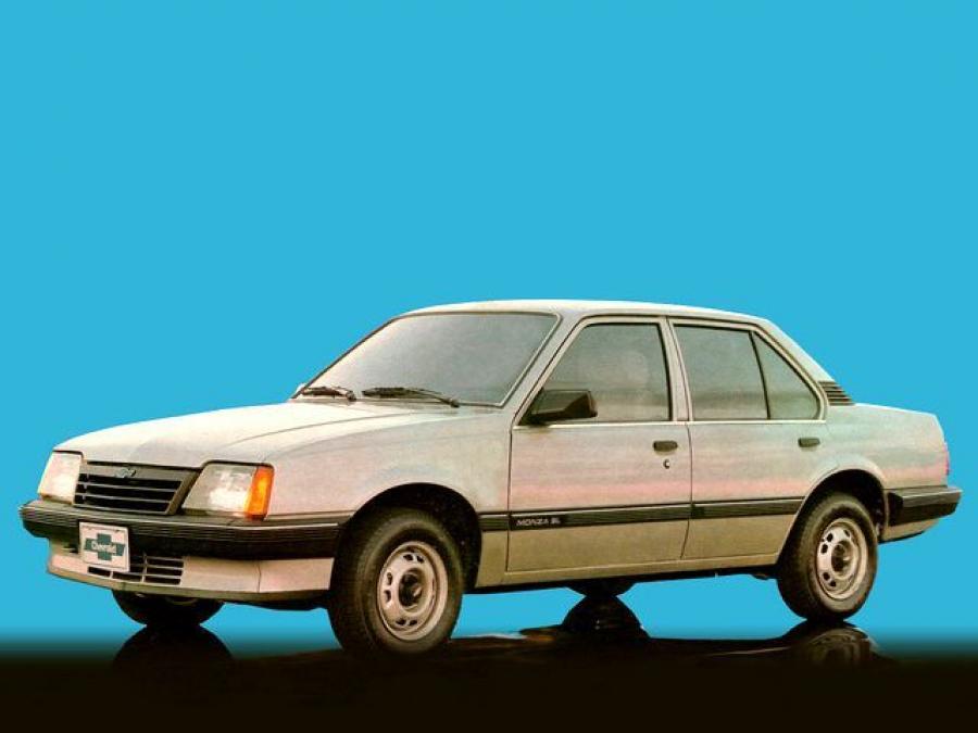 Chevrolet Monza 1982 года выпуска. Фото 1. VERcity