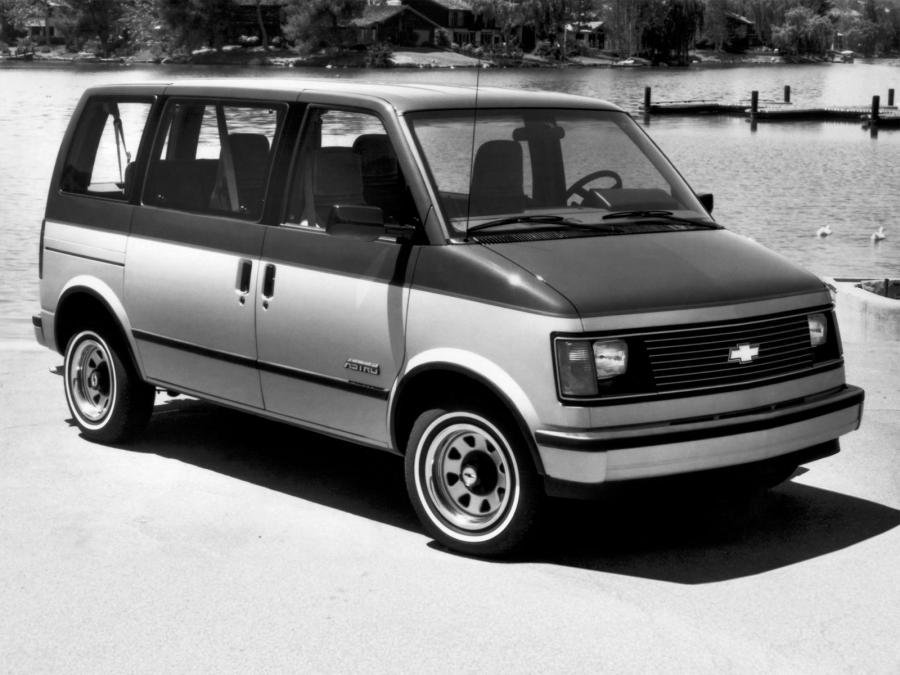 Chevrolet Astro 1985 года выпуска. Фото 1. VERcity
