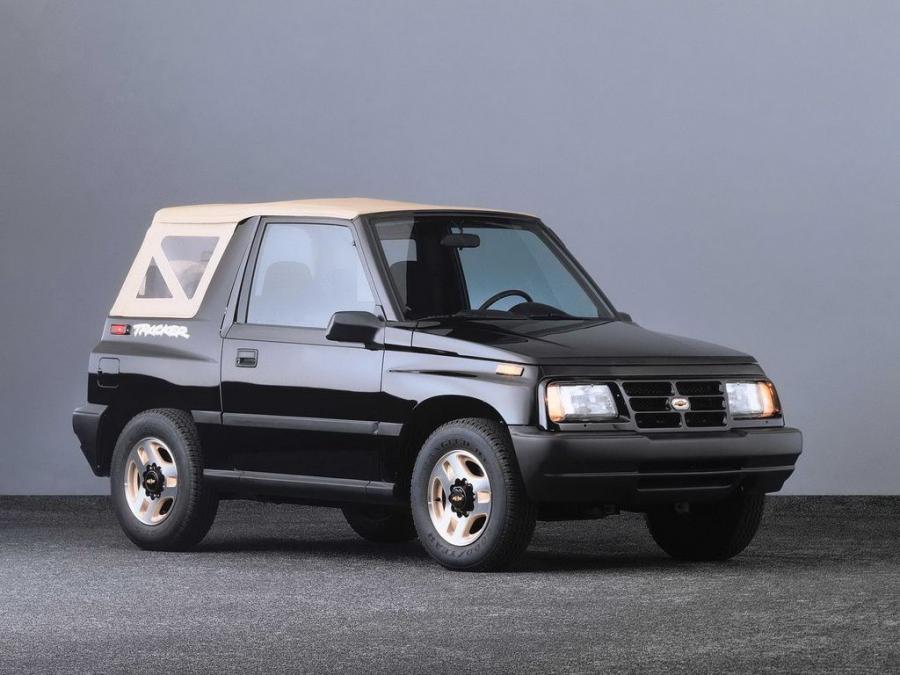 Chevrolet Tracker Convertible 1989 года выпуска. Фото 1. VERcity