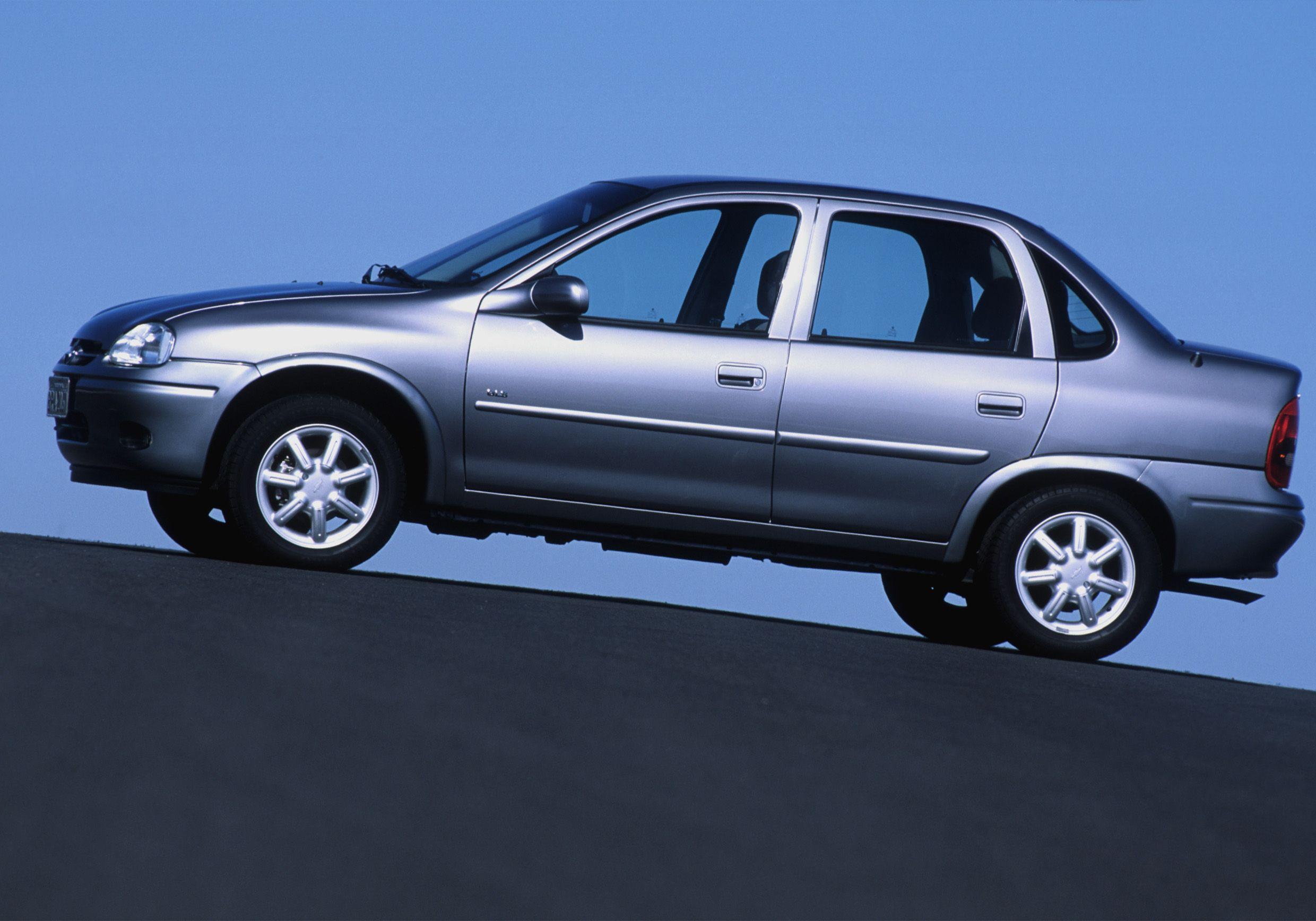 Chevrolet Corsa Sedan 1995 года выпуска. Фото 1. VERcity