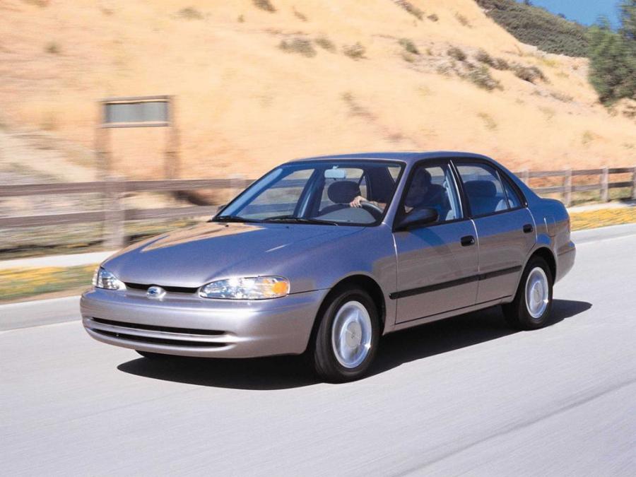 Chevrolet Prizm 1998 года выпуска. Фото 1. VERcity