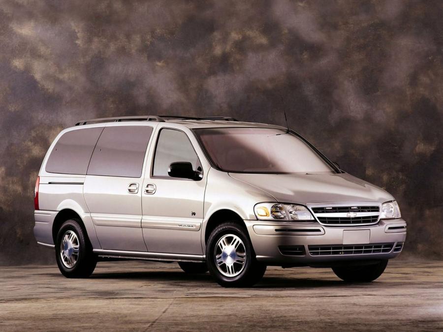 Chevrolet Venture Warner Bros 2001 года выпуска. Фото 1. VERcity
