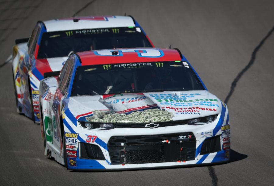 Chevrolet Camaro ZL1 NASCAR Race Car 2018 года выпуска. Фото 15. VERcity