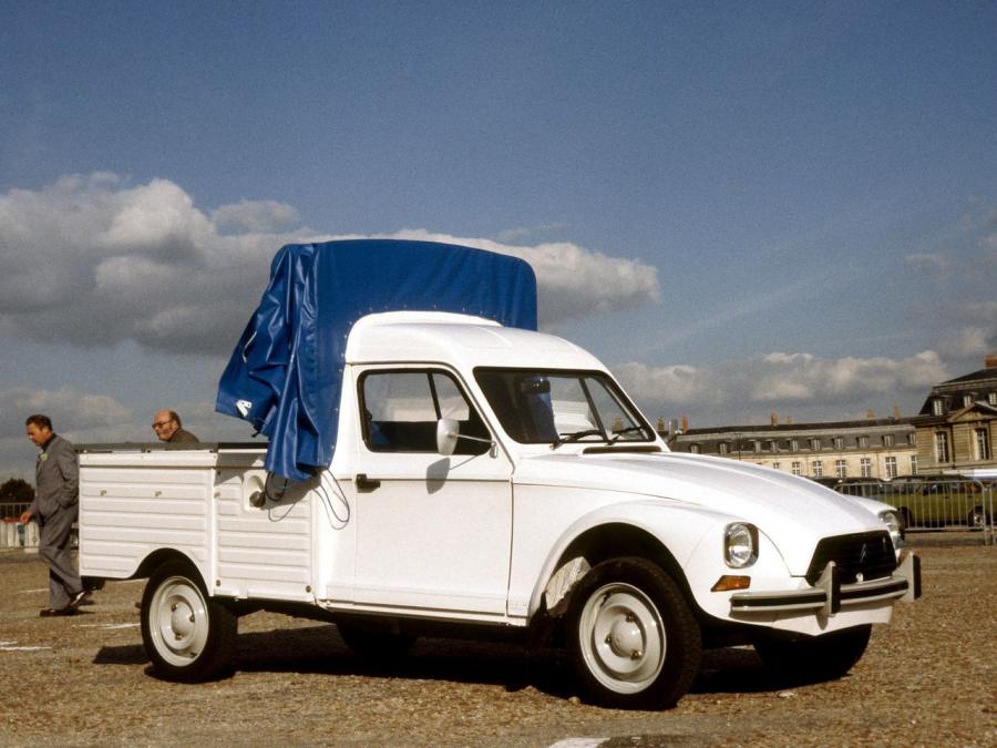 Citroen Acadiane Pickup 1978 года выпуска. Фото 1. VERcity