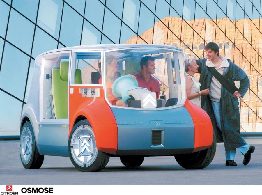 Citroen Osmose Concept 2000 года выпуска. Фото 1. VERcity