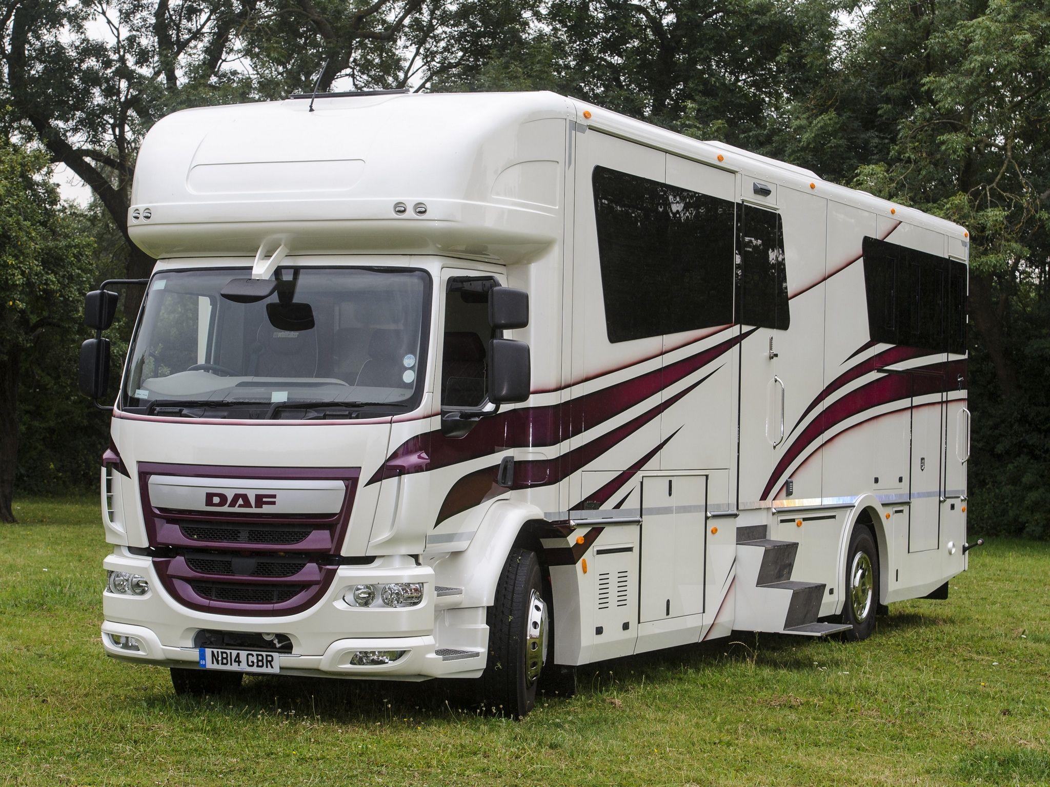 DAF LF 150 4x2 FT Horsebox 2013 года выпуска для рынка Великобритании и ...