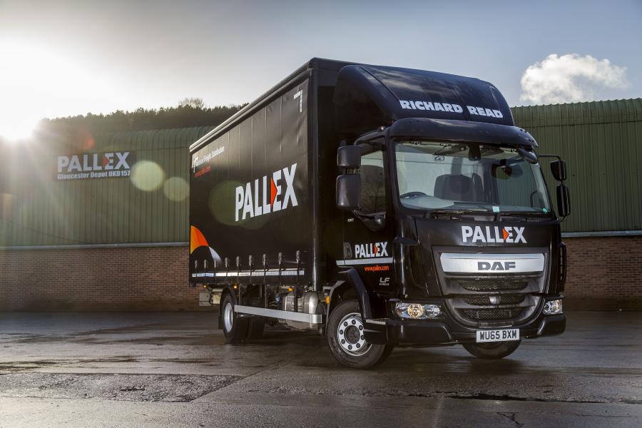 DAF LF 180 FA 4x2 Day Cab 2016 года выпуска для рынка Великобритании и ...