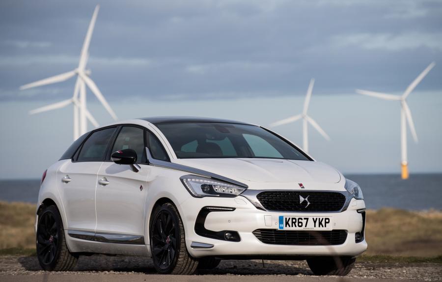 DS 5 Performance Line 2017 года выпуска для рынка Великобритании и ...