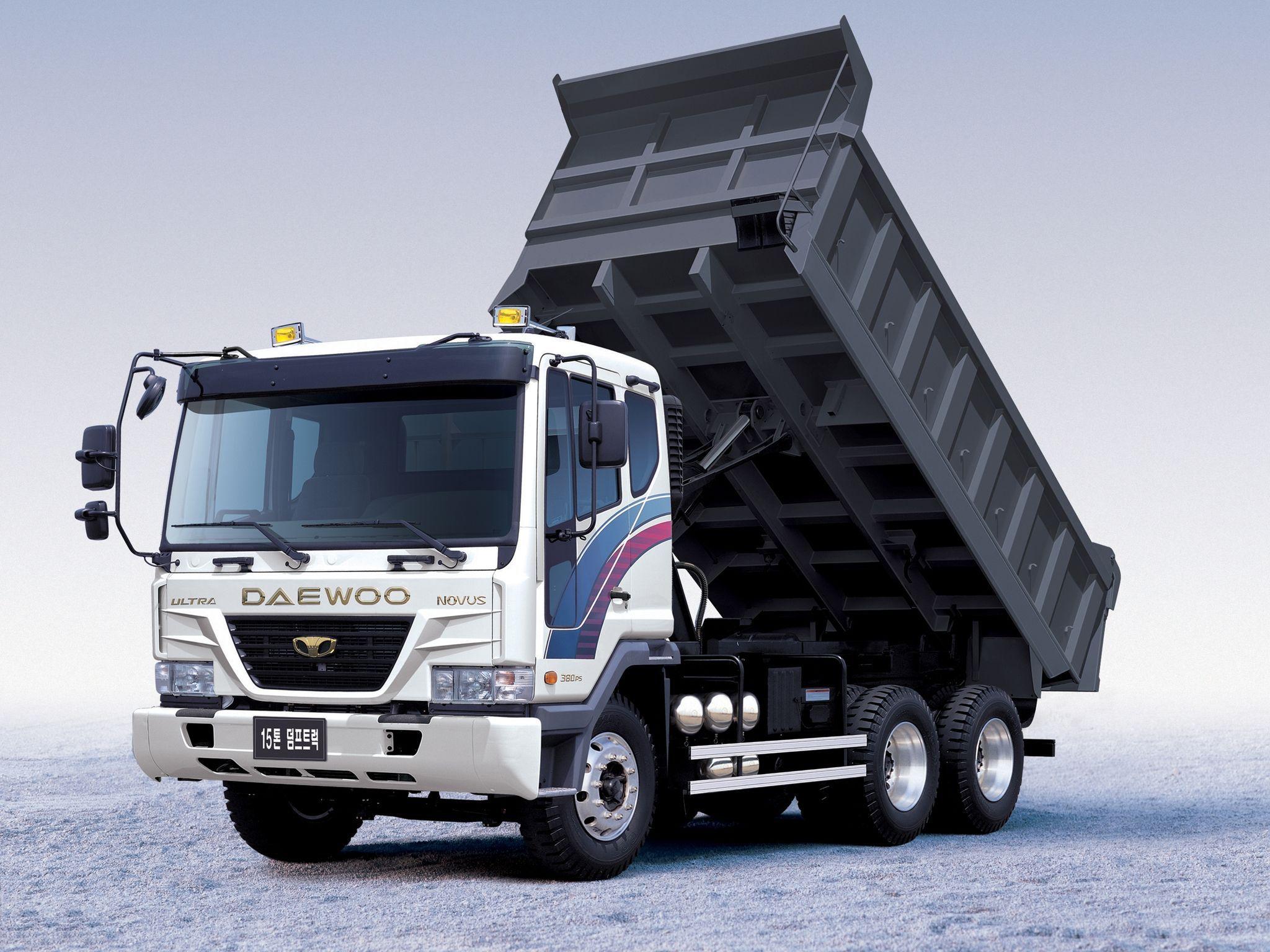 Daewoo Novus 6x4 Dump Truck 2004 года выпуска. Фото 1. VERcity