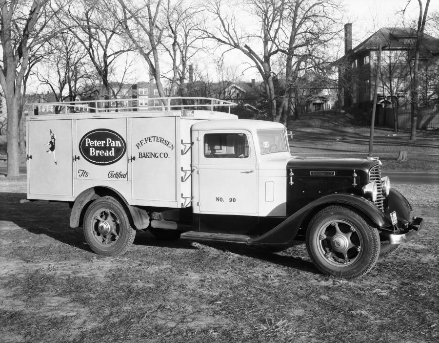 Diamond T Model 211 1934 года выпуска. Фото 1. VERcity