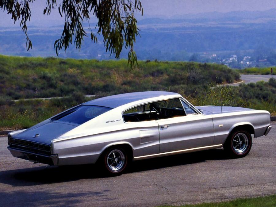 Dodge Charger 426 Hemi 1966 года выпуска. Фото 1. VERcity