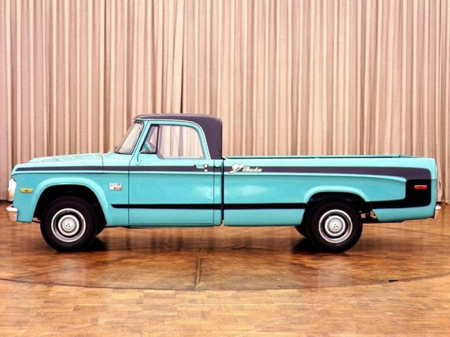Dodge D100 Dude Sport Trim Package 1970 года выпуска. Фото 1. VERcity