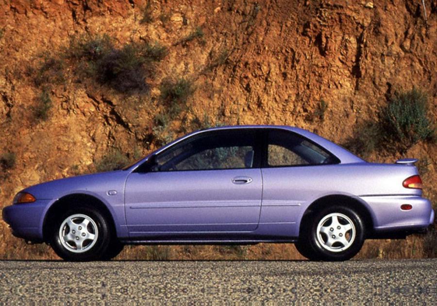 Dodge Colt Coupe 1993 года выпуска. Фото 1. VERcity