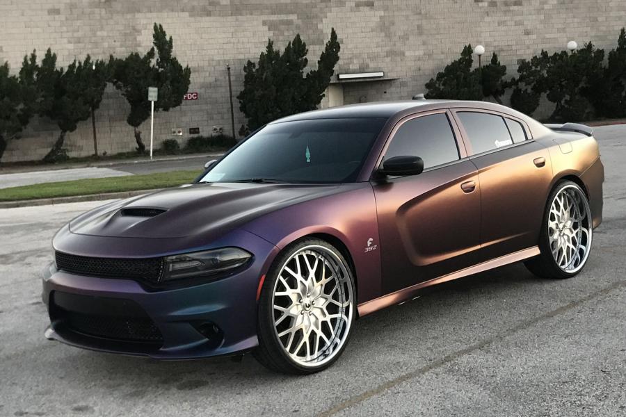 Dodge Charger SRT 392 Hemi on Forgiato Wheels (Niddo-B) 2018 года ...