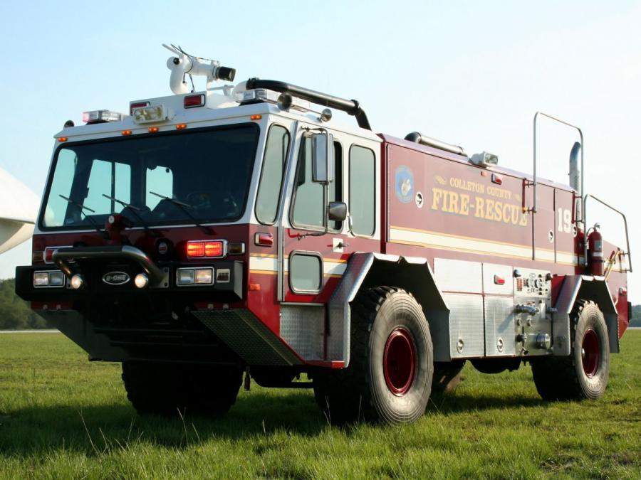 E-ONE Titan HPR 4x4 1986 года выпуска. Фото 1. VERcity