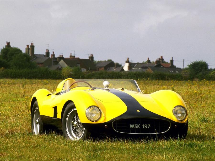 Ferrari 500 TRC 1957 года выпуска. Фото 1. VERcity