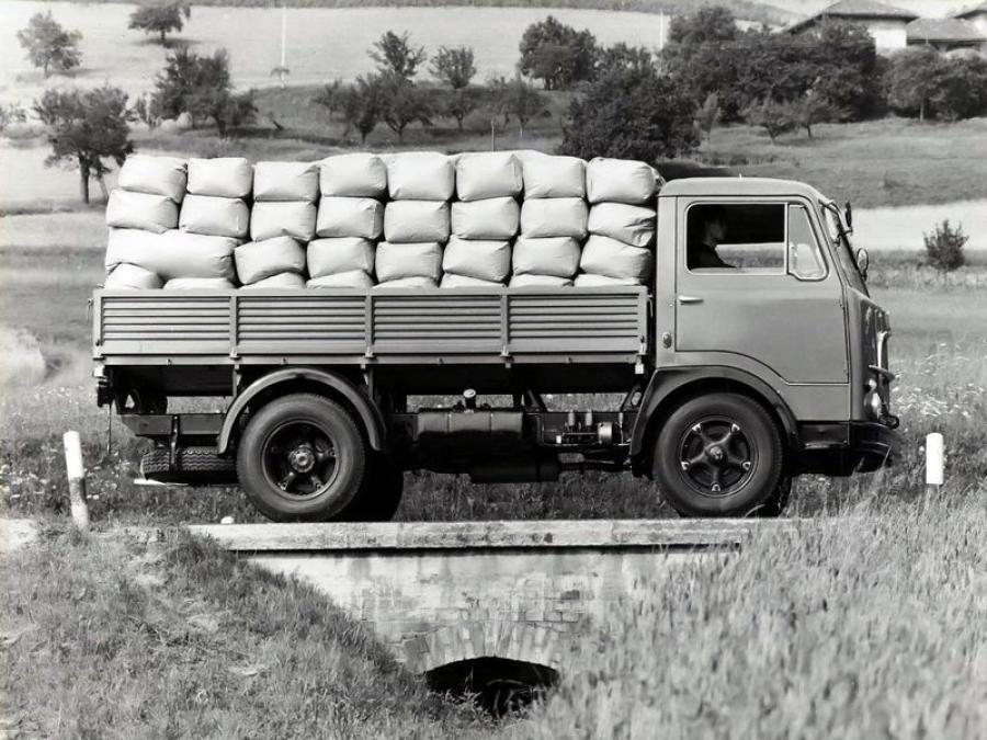 Fiat 650 N 1960 года выпуска. Фото 1. VERcity