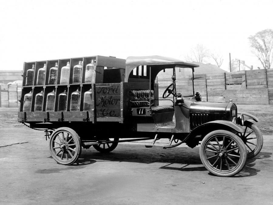 Ford Model TT Truck 1920 года выпуска. Фото 1. VERcity