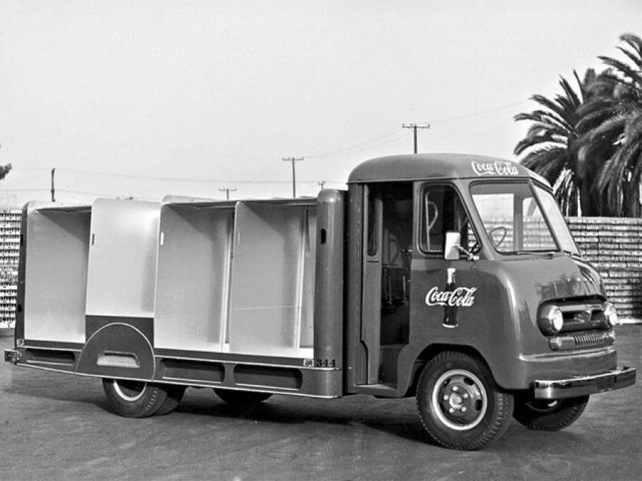 Ford P-500 Delivery Truck 1953 года выпуска. Фото 1. VERcity
