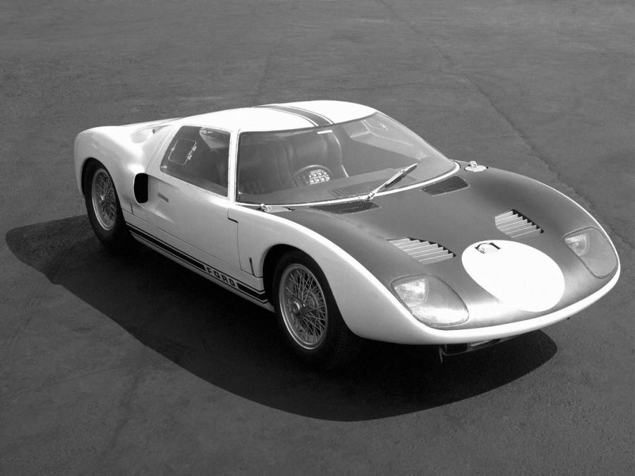 Ford GT40 Concept 1964 года выпуска. Фото 1. VERcity