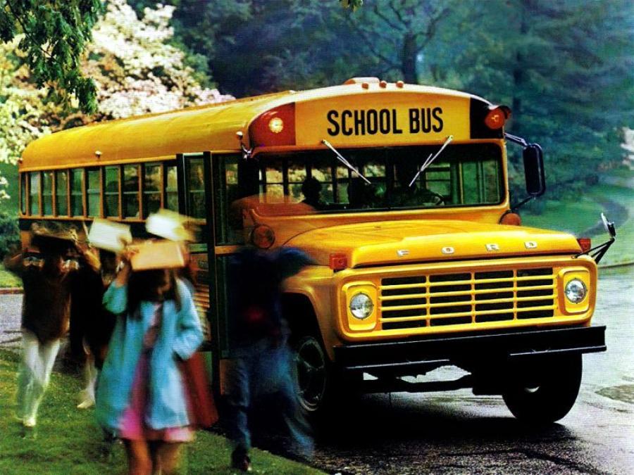 Ford B-700 Conventional by Thomas 1973 года выпуска. Фото 1. VERcity