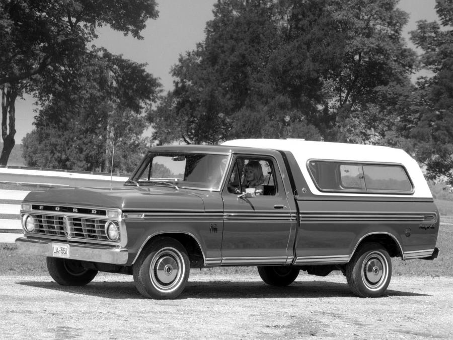 Ford F-150 Ranger XLT Pickup 1973 года выпуска. Фото 1. VERcity