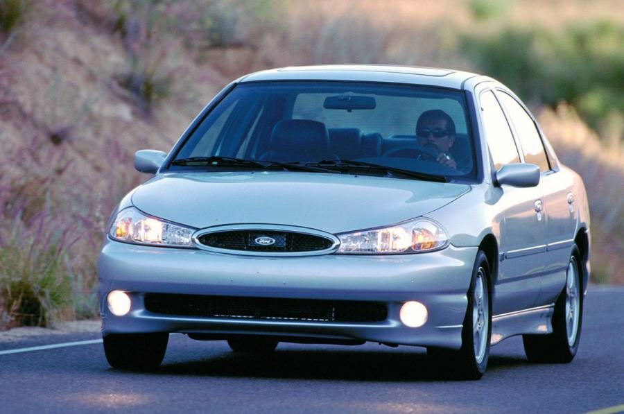 Ford SVT Contour 2000 года выпуска. Фото 1. VERcity