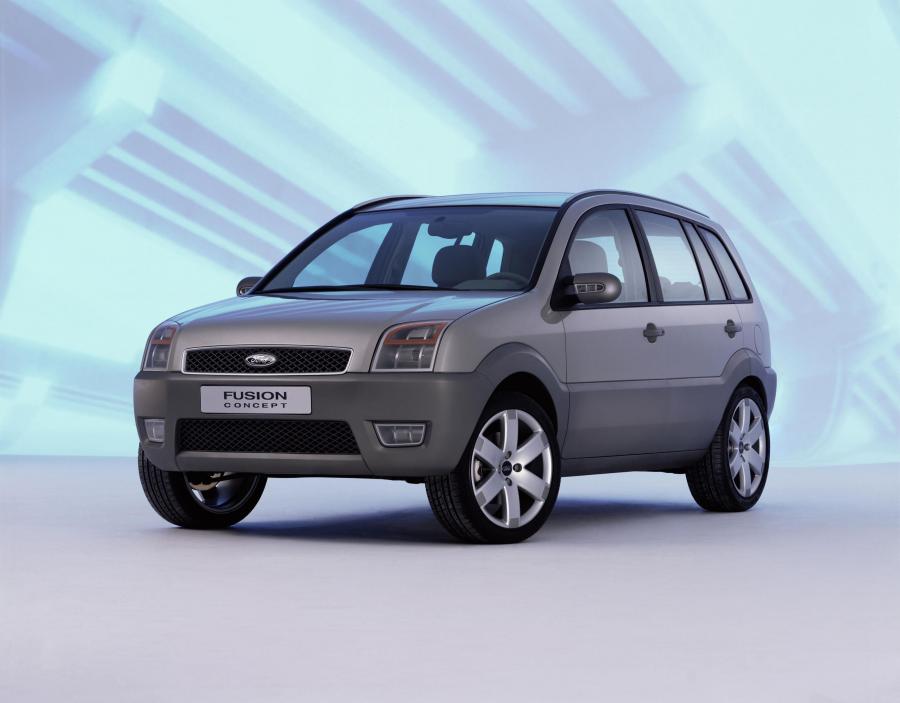 Ford Fusion Concept 2002 года выпуска. Фото 1. VERcity