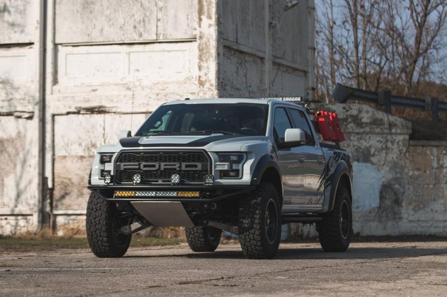 Ford F-150 SVT Raptor RPG by Roush 2017 года выпуска. Фото 1. VERcity