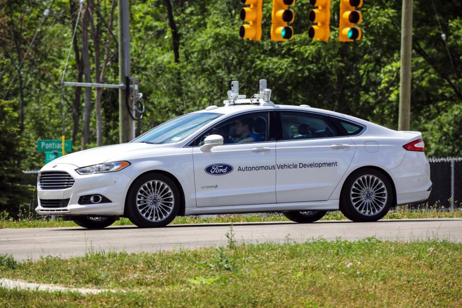 Ford Fusion Hybrid Autonomous Vehicle 2017 года выпуска. Фото 1. VERcity
