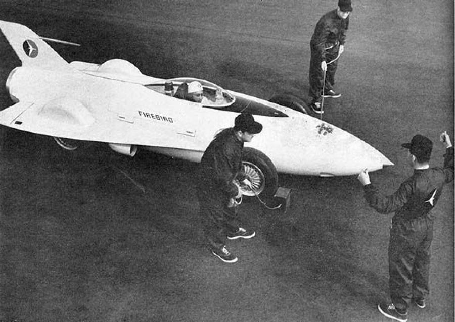 GM Firebird I Concept Car 1953 года выпуска. Фото 20. VERcity