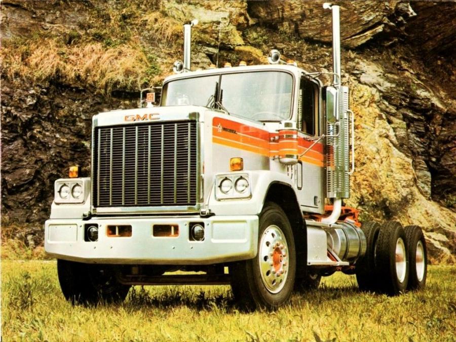 GMC M9500 General Prototype 1977 года выпуска. Фото 1. VERcity