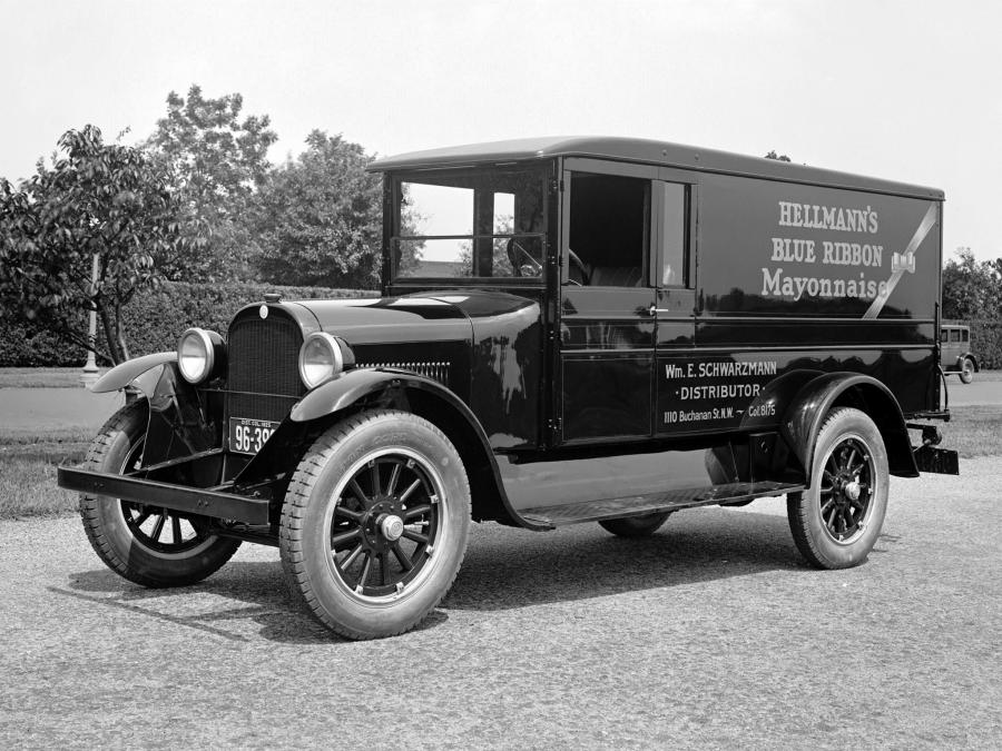 Graham Brothers Delivery Van 1925 года выпуска. Фото 1. VERcity