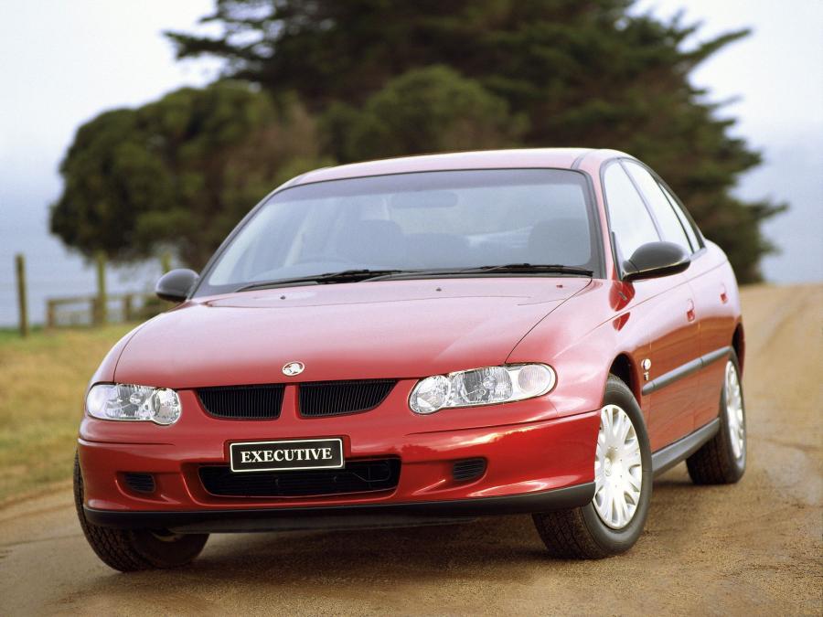 Holden Commodore 2000 года выпуска. Фото 1. VERcity