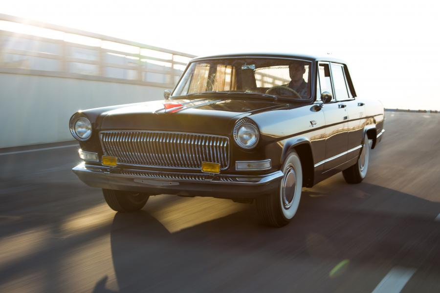 HongQi в кузове CA771 1990 года выпуска. Фото 14. VERcity