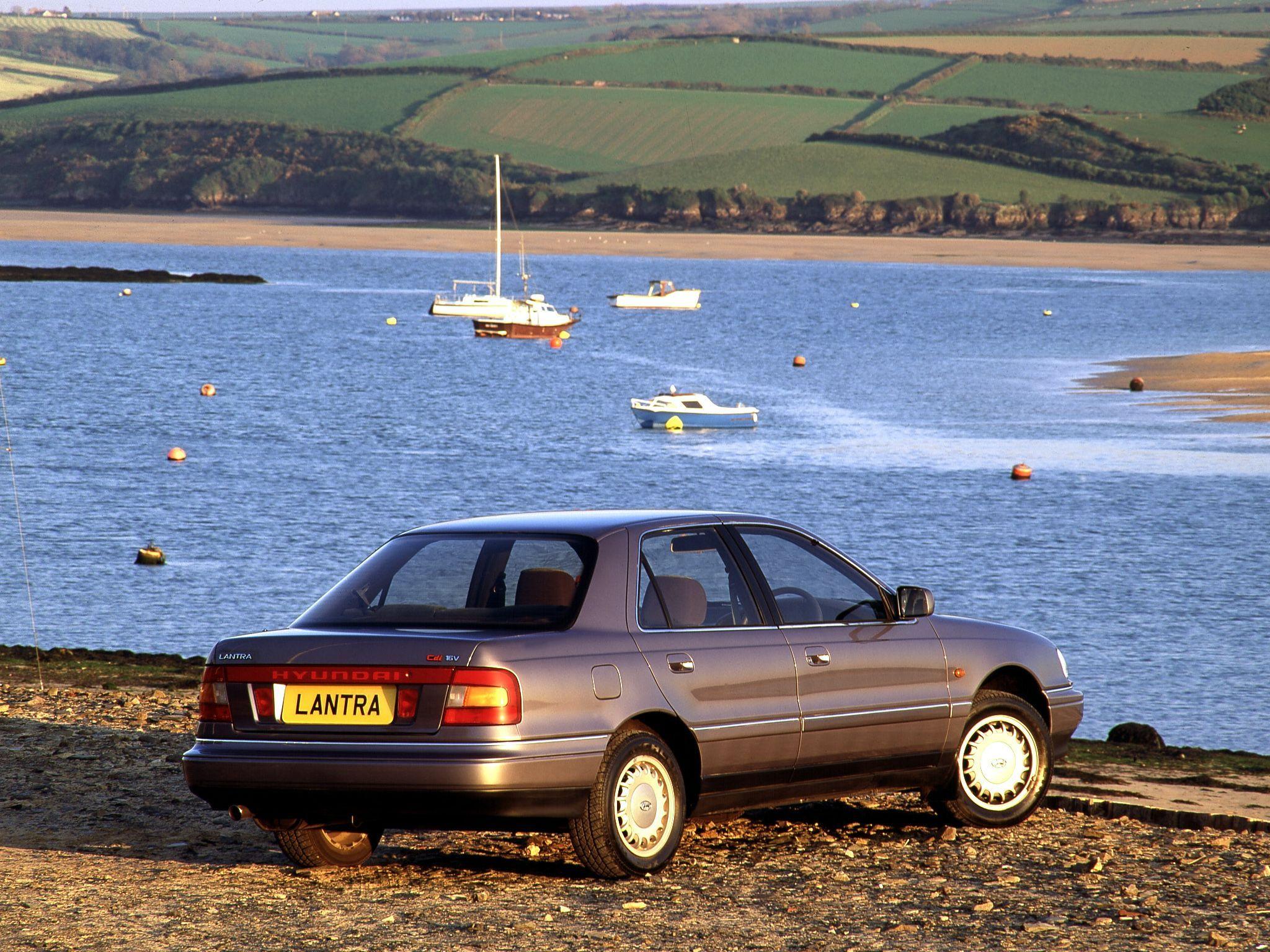 Hyundai Lantra 1990 года выпуска для рынка Великобритании и Ирландии ...