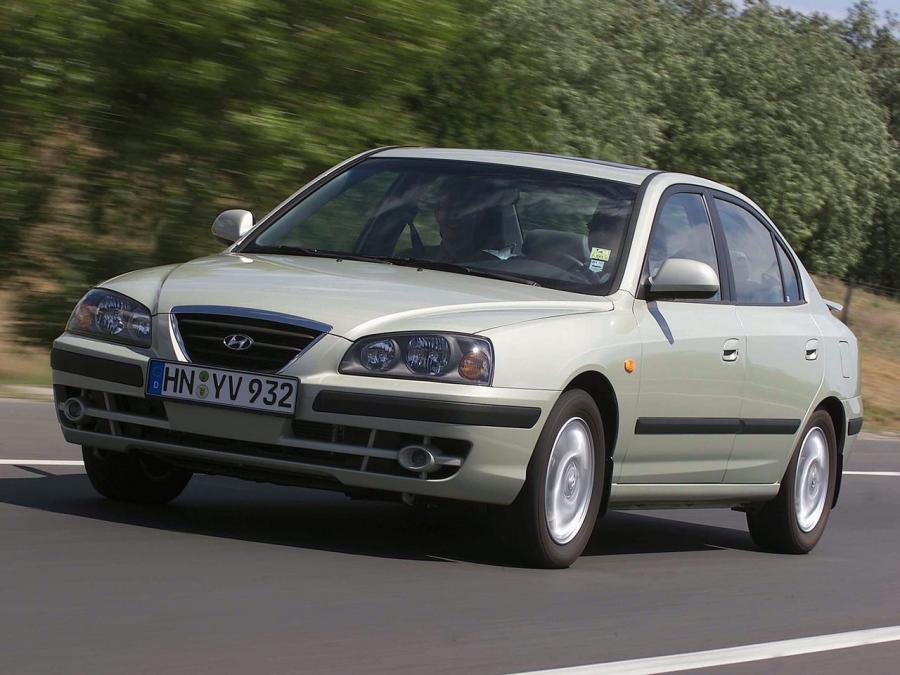 Hyundai Elantra Hatchback 2003 года выпуска. Фото 1. VERcity