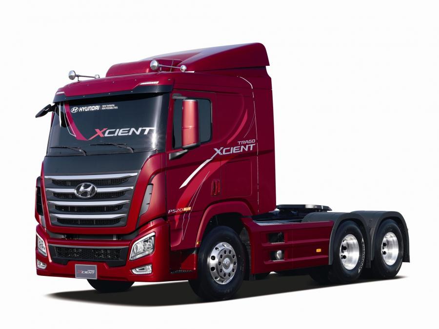 Hyundai Trago Xcient 6x4 Tractor 2013 года выпуска. Фото 1. VERcity