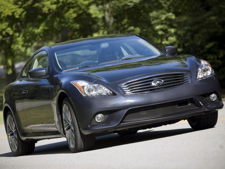 Infiniti G37x S Coupe 2010 года выпуска. Фото 1. VERcity